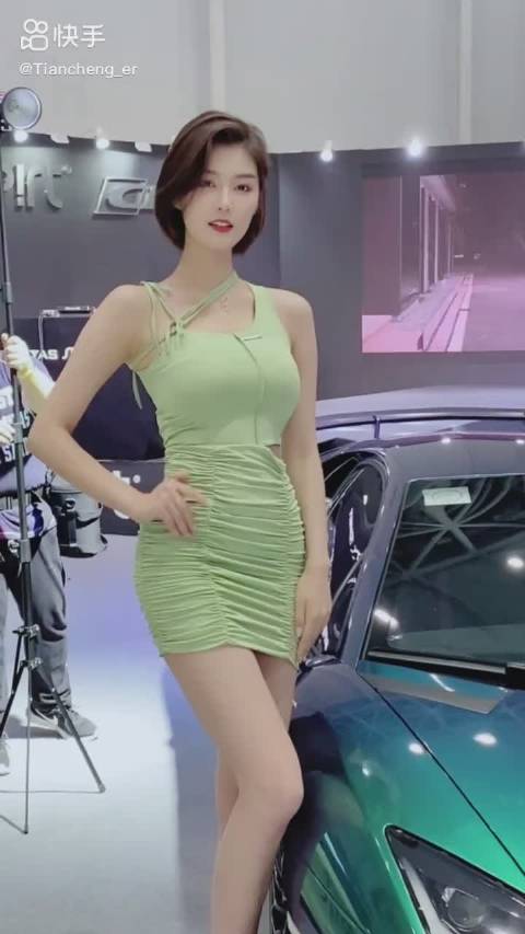 程儿的碎片日常🍊: 模特程儿前来报道！_新浪新闻