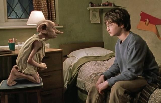 《哈利波特》中的家养小精灵多比和克利切|家养|赫敏|哈利波特_新浪新闻