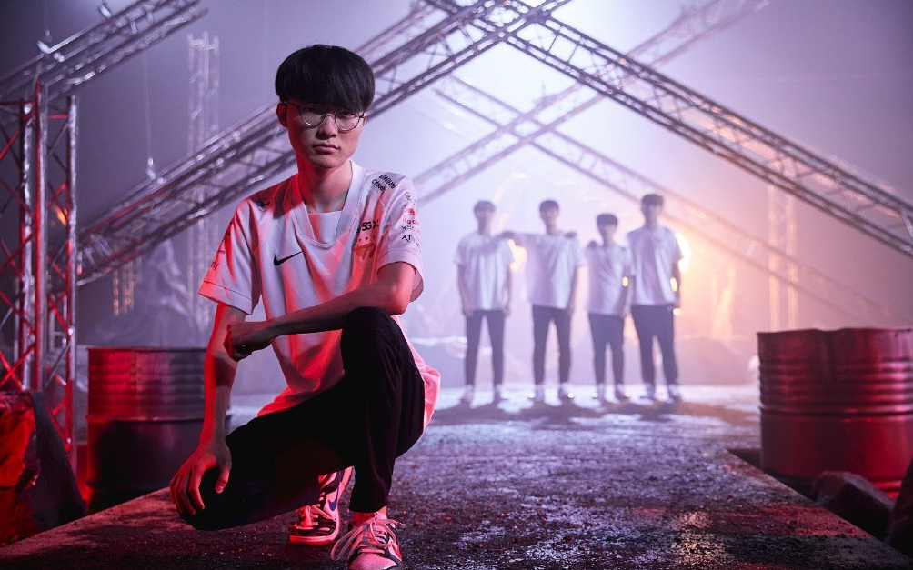 Deft快退役别坑chovy！Faker晋级4强炫神怒发微博，点名羊驼开喷__财经头条