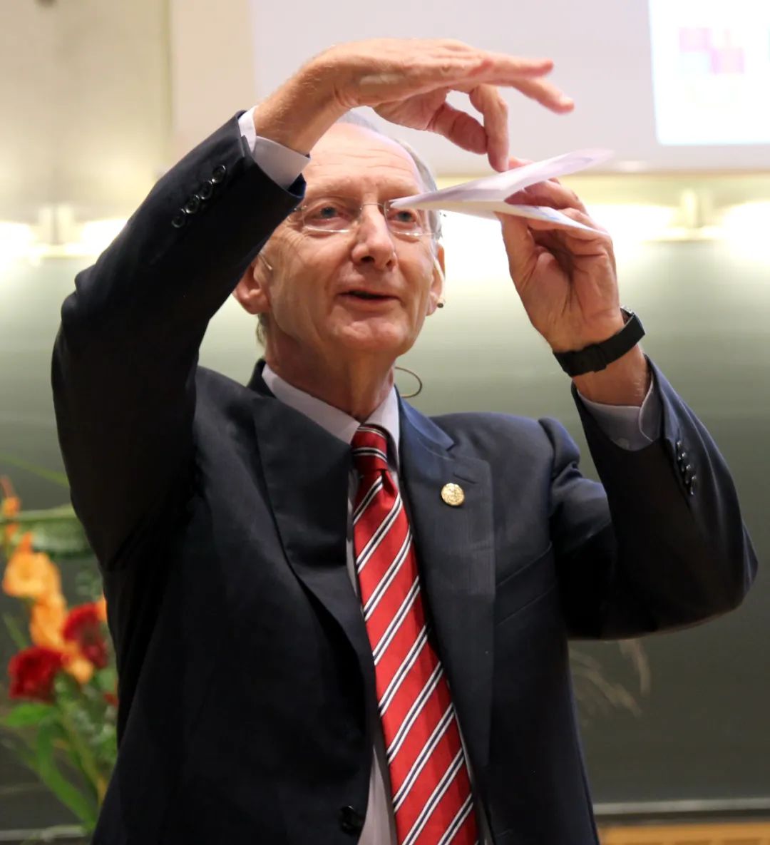 到底什么是智能超表面（RIS）？|电磁波|智能_新浪新闻