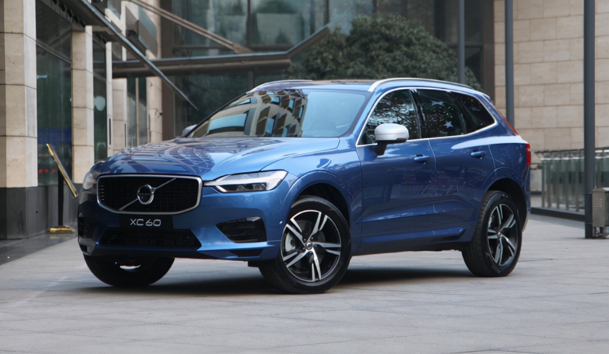 沃尔沃新款XC60和奥迪Q5L谁更值得买？沃尔沃不仅仅只有安全！__财经头条