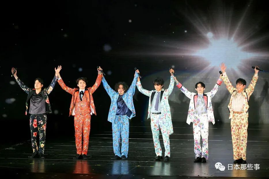 V6出道纪念日当天解散 26年团活落下帷幕|V6|演唱会|冈田准一_新浪娱乐_新浪网