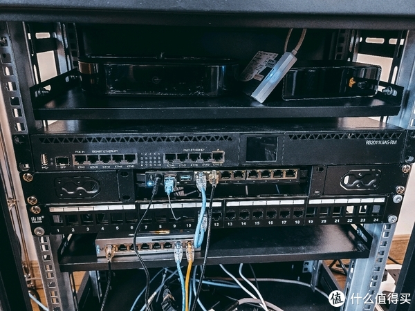 张大妈首发！Mikrotik RB5009开箱|软路由|运费|大妈_新浪新闻