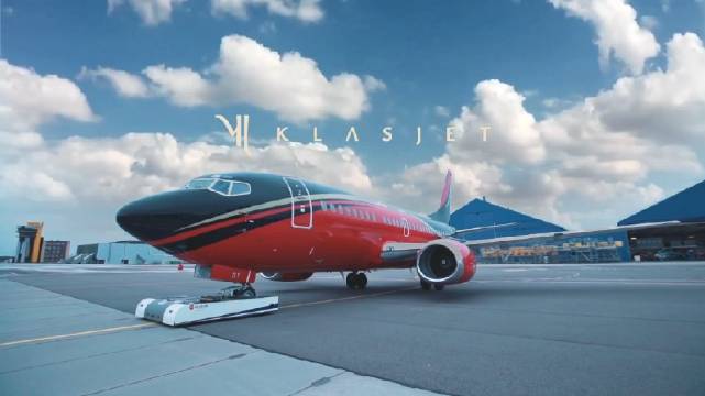 KlasJet Boeing 737-500 VIP Jet KlasJet的波音737-500贵宾机……_新浪新闻