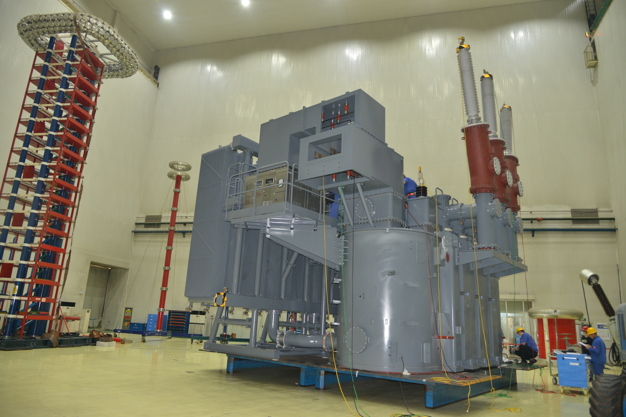保变电气首台为香港研制气体绝缘变压器通过试验__财经头条