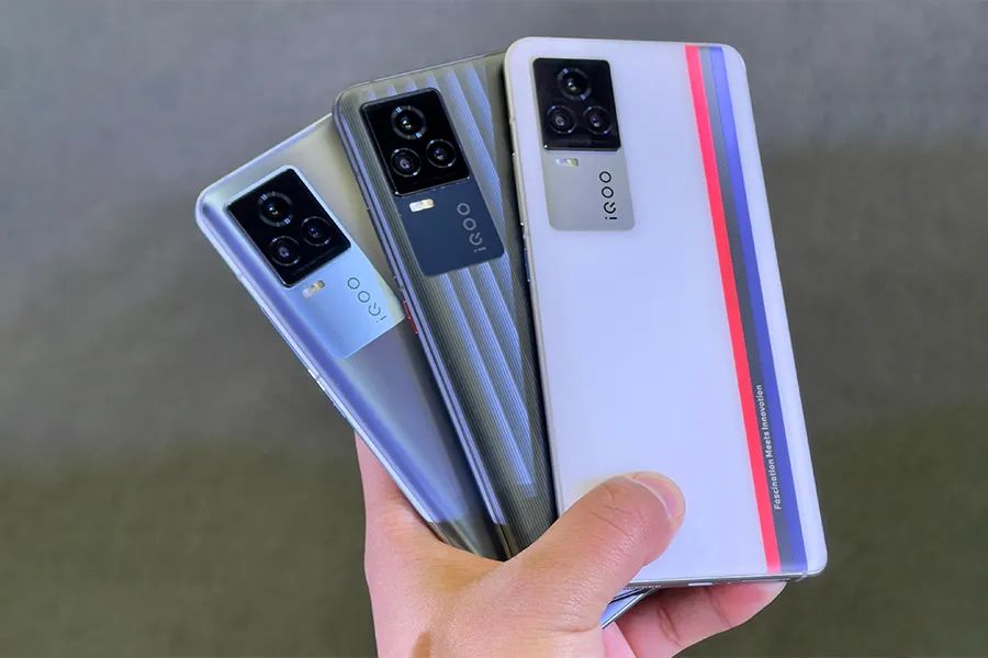 开售10小时破2亿：iQOO7公布首销数据，这款手机好在哪？__财经头条