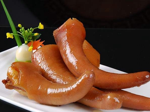 比猪肉要贵一倍的猪尾巴，由细长变成短粗|生猪|猪尾巴|尾巴_新浪新闻