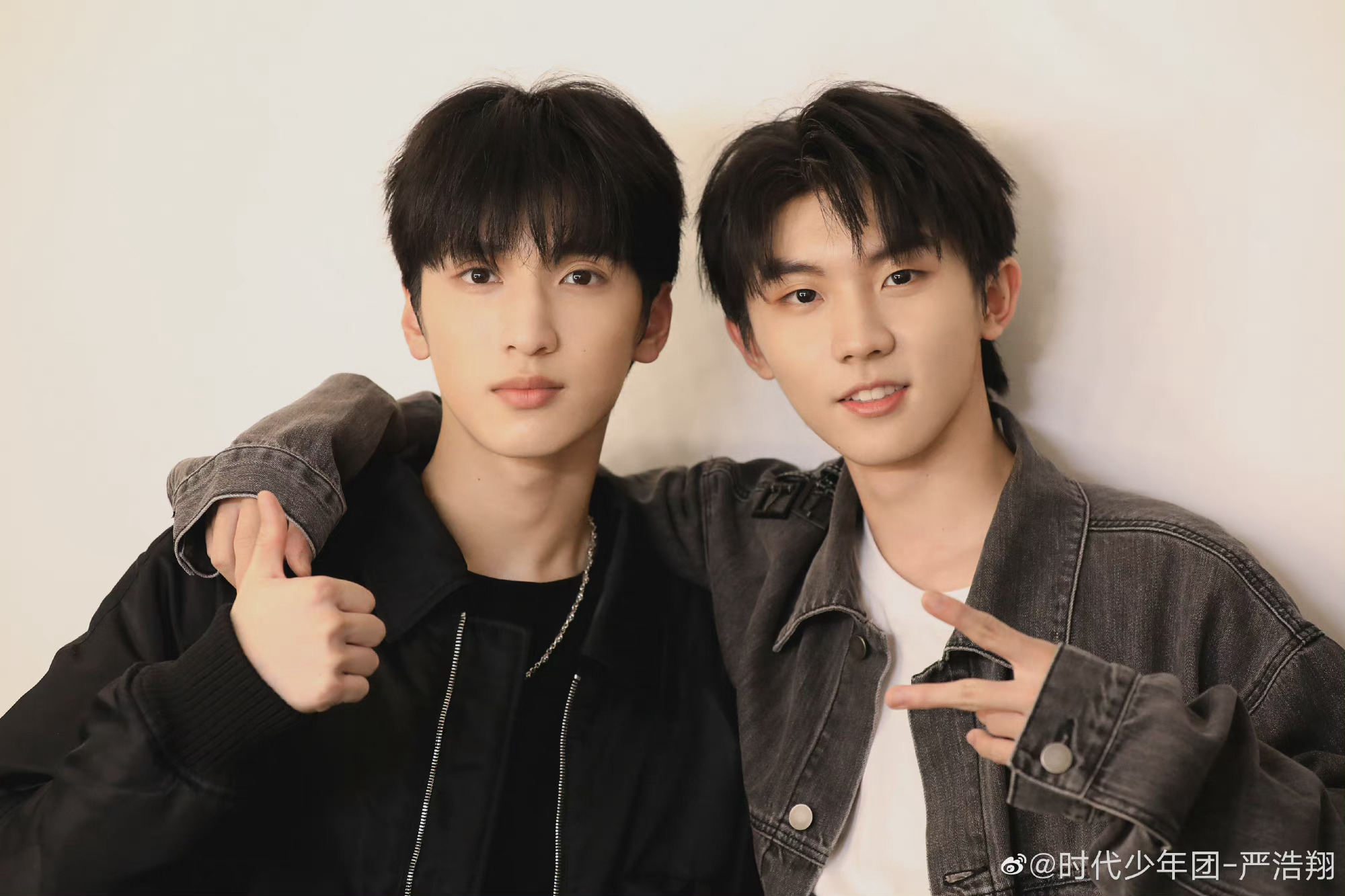 严浩翔晒合照祝马嘉祺生日快乐 你好，十九岁的马嘉祺……|严浩翔|马嘉祺_新浪新闻