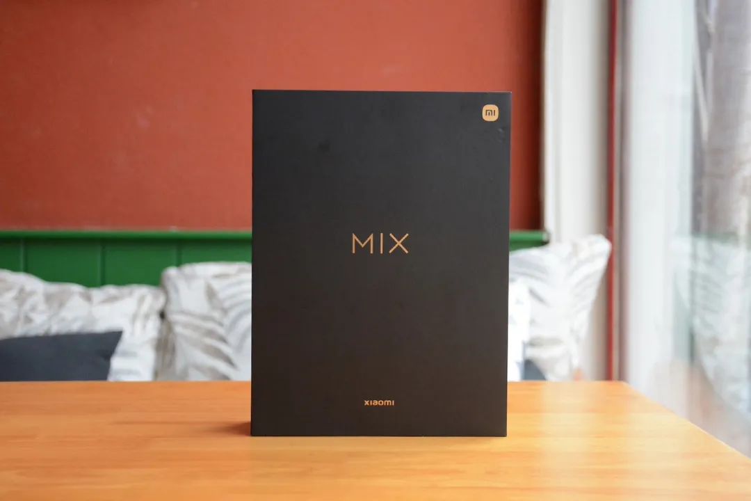 再次直降500元：骁龙8 Gen1即将上市，小米MIX4还是你的菜吗？__财经头条