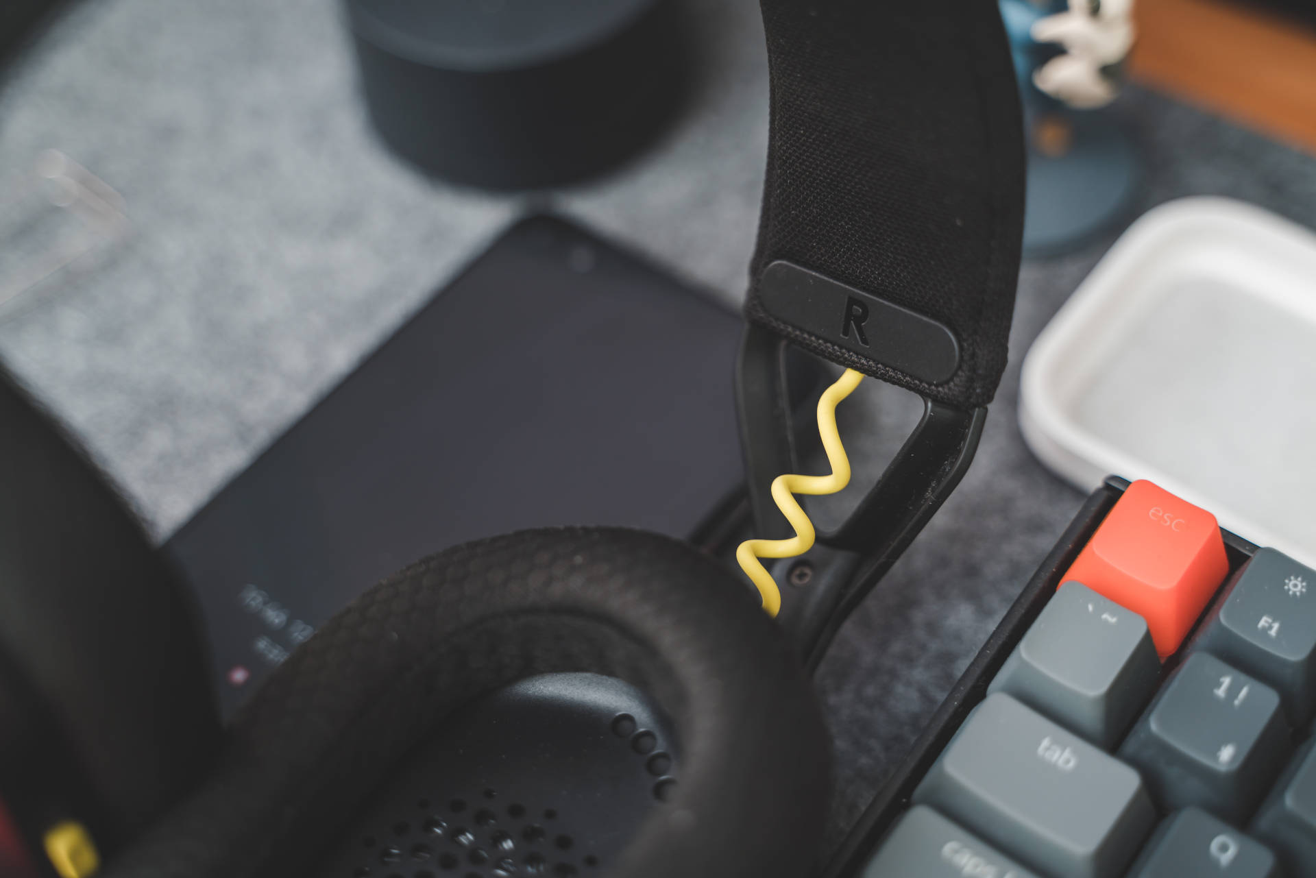 简约不简单，玩不设“限”的罗技G435，沉浸游戏好伙伴！