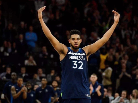 1.3-1.6！这就是唐斯和诺维茨基区别，自称NBA历史最强内线投手|唐斯|三分球|命中率_新浪新闻