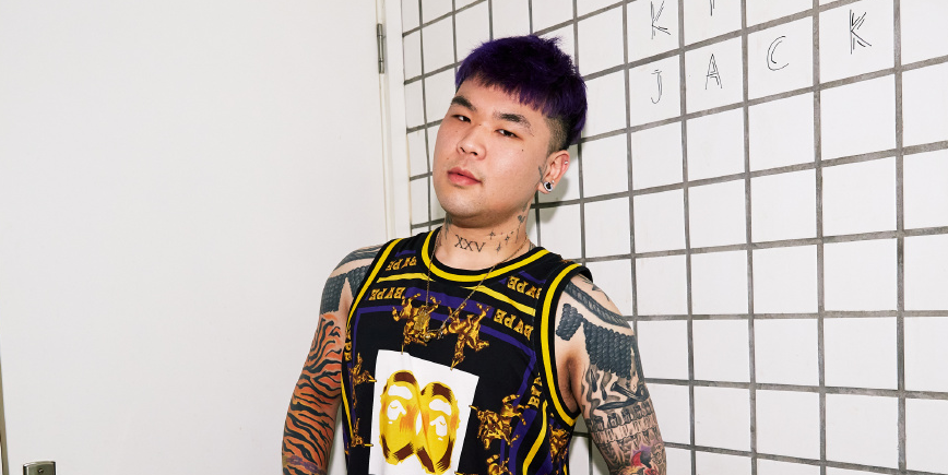 DZknow宣布求婚成功，却遭网友疯狂吐槽，都怪未婚妻黑历史多？