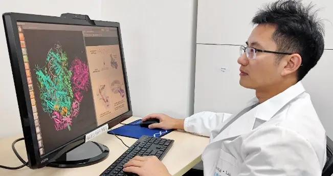 中国科学家成功解析植物中独特的双链RNA合成机制|RNA|DNA_新浪新闻