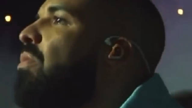 好家伙！Drake这是被Ye唱哭了？_新浪新闻