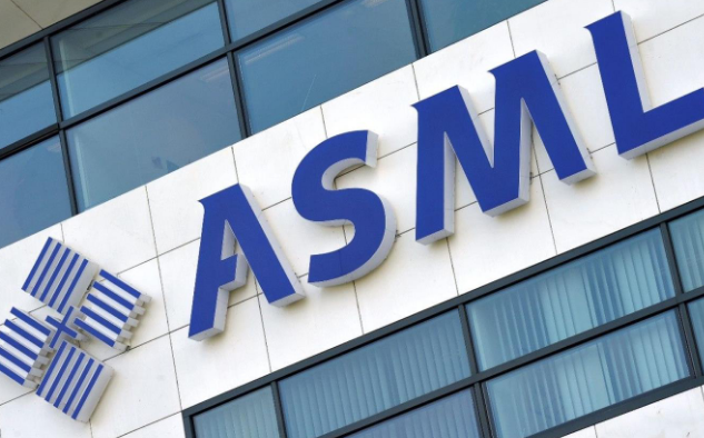 荷兰光刻机巨头几乎垄断全球，独占91％的市场，一台设备卖11亿__财经头条