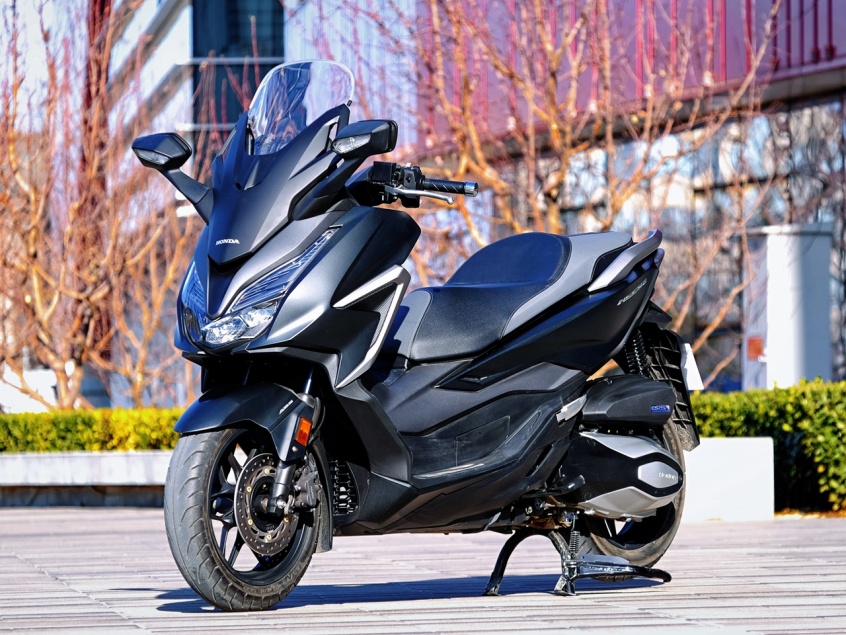 本田NSS350/CM300/CB300R上市 3.3万起-新浪汽车