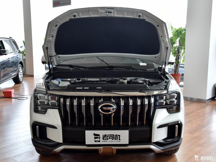 霸气舒适的大五座SUV 小哥带你一起看广汽传祺GS8S