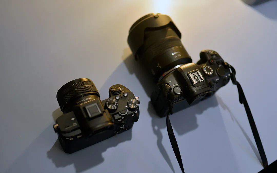 索尼全幅微单618降价，A7M3、A7R3、A7R4怎么选？__财经头条