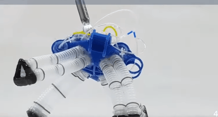 Science Robotics封面：轻便低成本、无电子设备驱动的四足软体机器人|加州大学圣地亚哥分校_新浪新闻