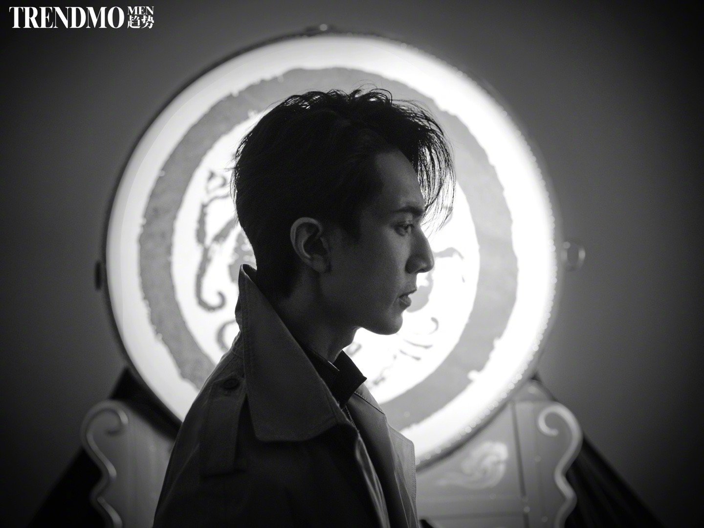 吴尊《TrendmoMen》｜2022年开年刊大片“烈焰腾空后”……
