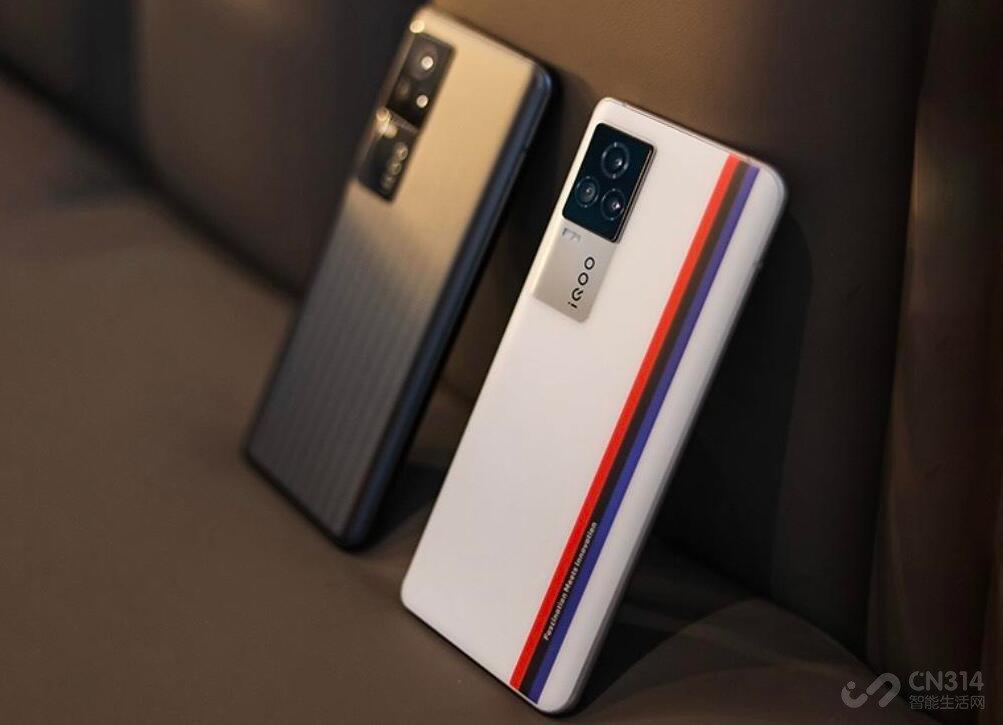 全程高能的一年！iQOO手机2021年盘点回顾__财经头条