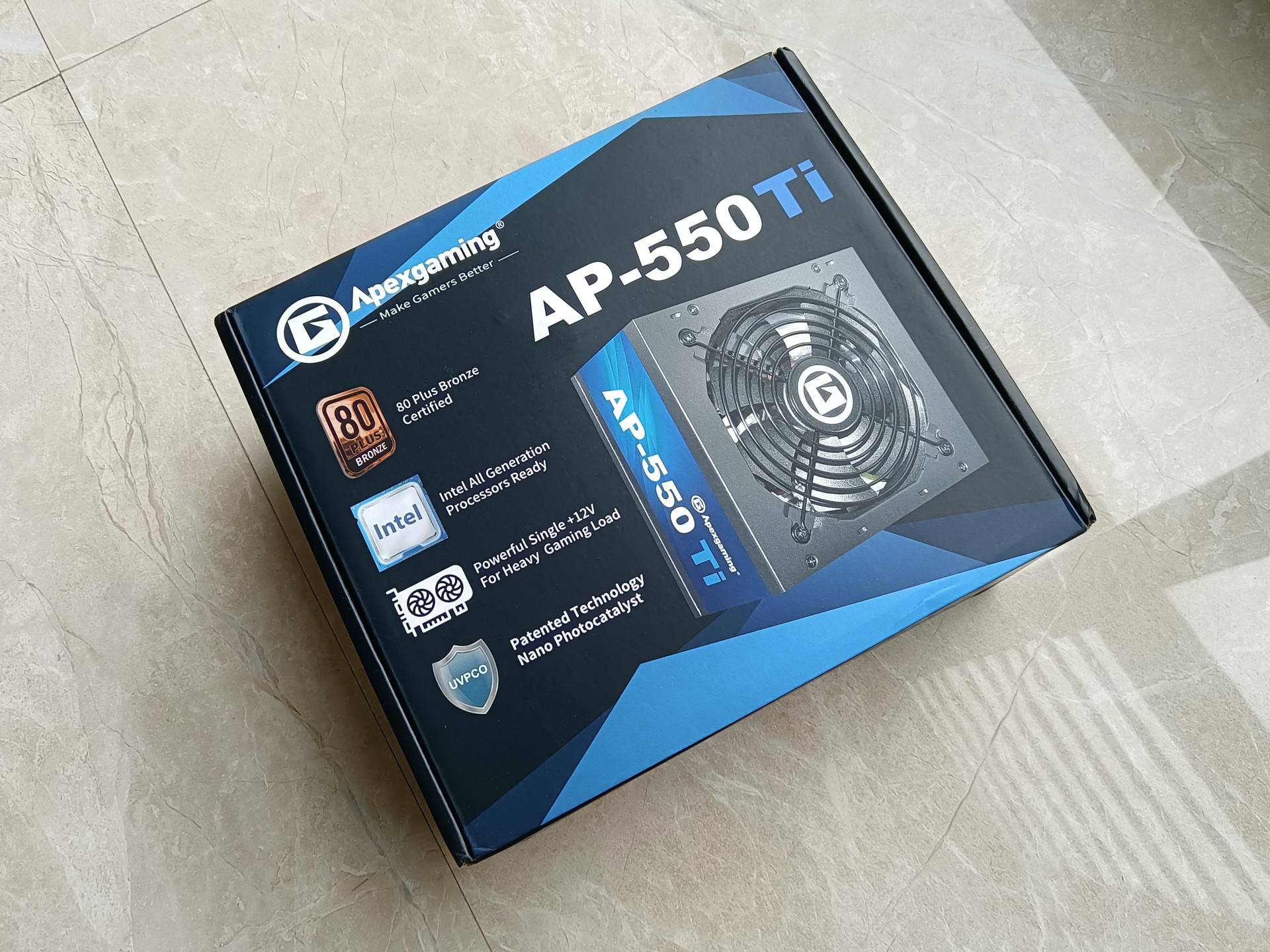 艾湃电竞AP-550Ti 额定550W 纳米光触媒电源__财经头条