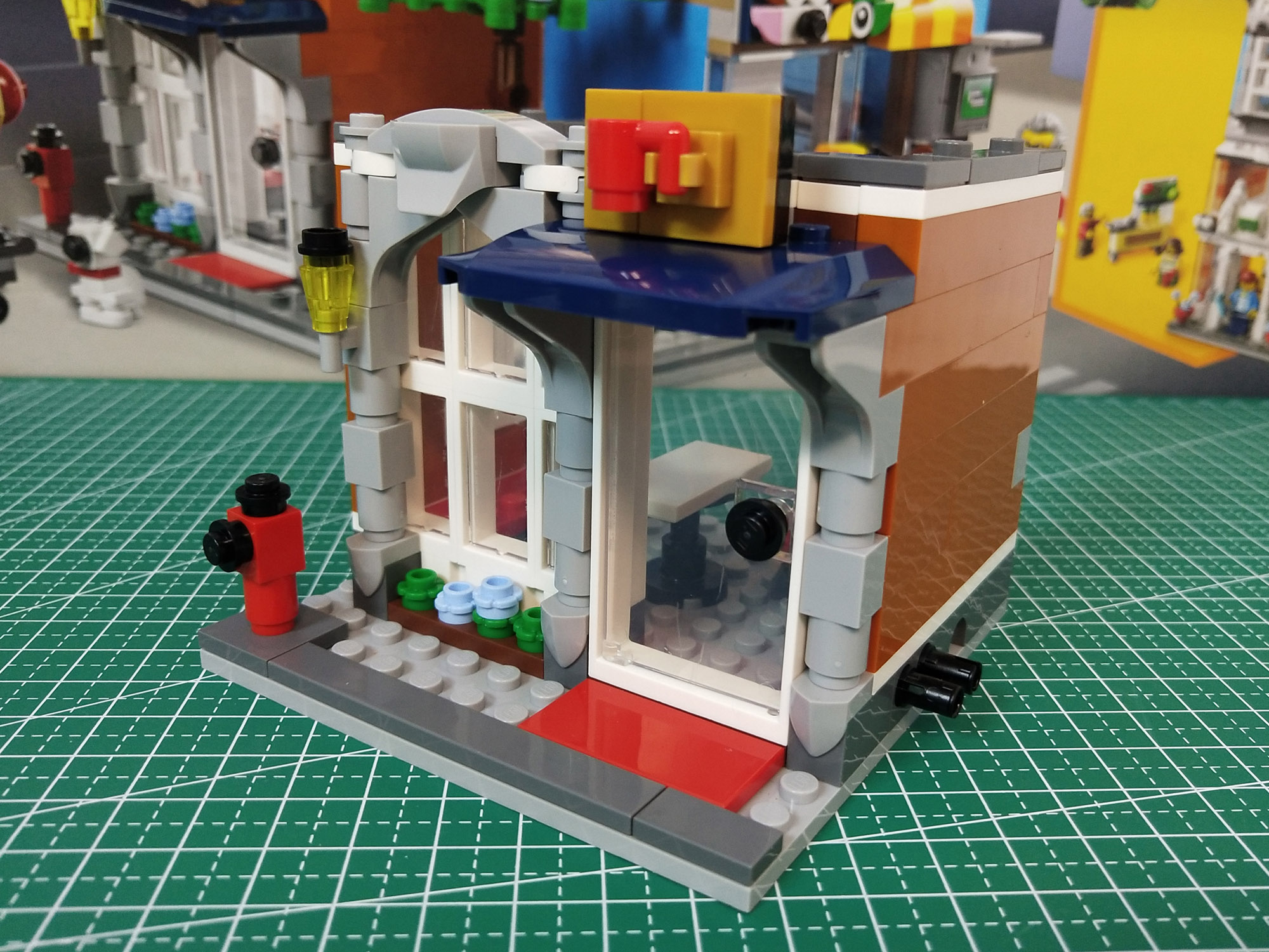 乐高创意百变31097创意三合一宠物店与咖啡厅排楼