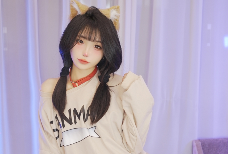 你的欲梦动摇了，答应和男主播约会，第一次就选择在电竞酒店