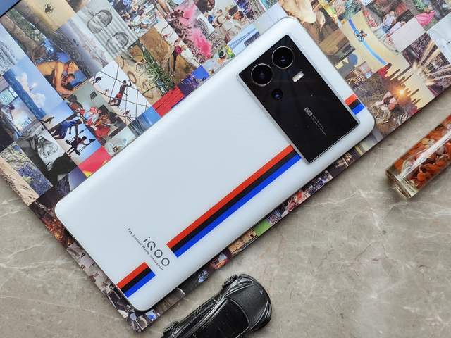 iQOO9上手：同价位唯一120W快充，真机比图片要好看__财经头条