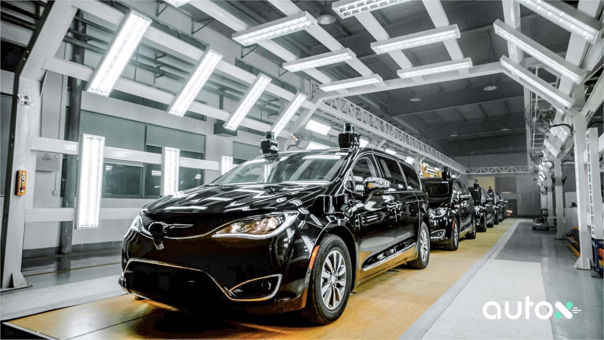 钛媒体首发｜无人车超1000台，AutoX 的RoboTaxi车队规模超越Waymo__财经头条