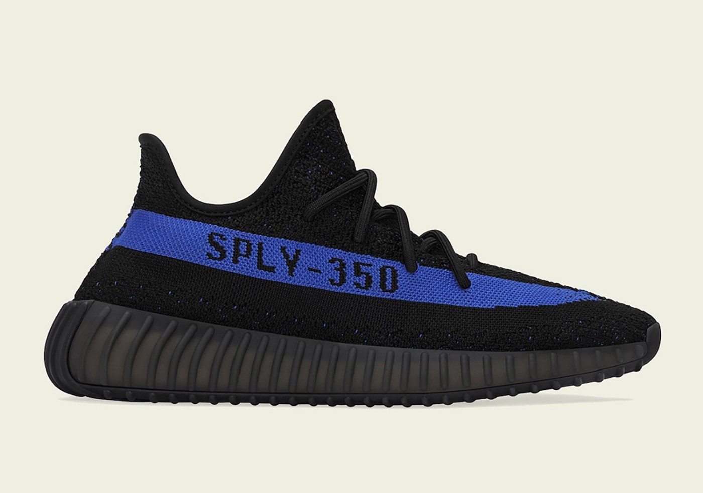 发售倒计时！黑蓝「油漆条」Yeezy 350 V2 官图曝光！__财经头条