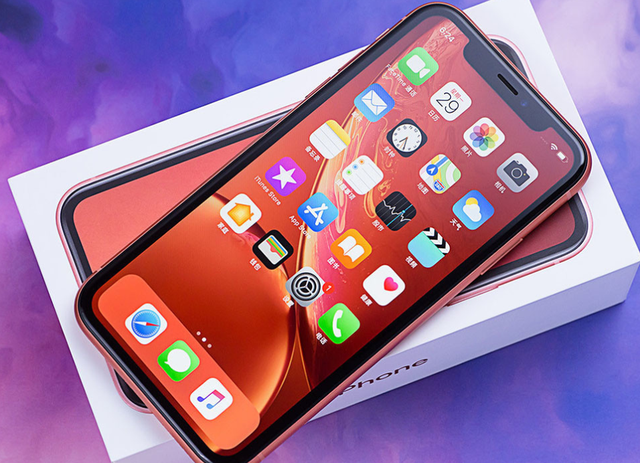 闭着眼可以买的3款iPhone，性价比高性能强大，你选对了吗__财经头条