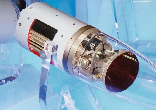 PL15E与流星空空导弹谁更强？流星射程占优 PL15E雷达更先进|空空导弹|导弹|固体火箭_新浪新闻