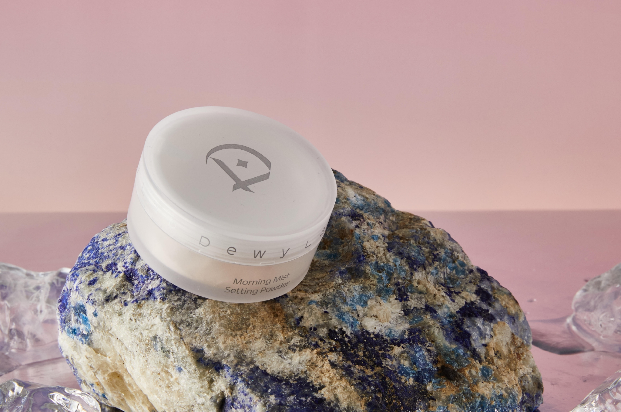 36氪独家 | 纯净美妆品牌「Dewy Lab淂意」成为小红书投资的第一家化妆品品牌，一年内完成三轮融资__财经头条