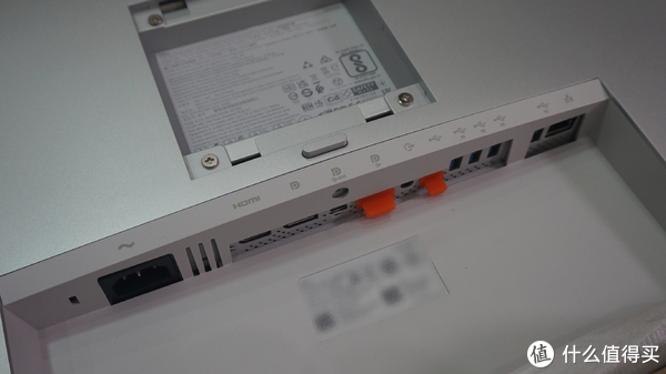 首晒DELL U3223QE——尝鲜新款4K IPS Black 屏幕显示器|戴尔|LG|IPS_新浪新闻