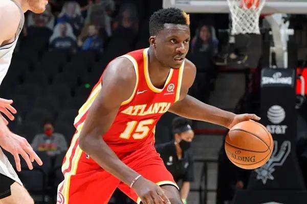 现役NBA中锋实力排行榜：T1仅2人，唐斯T2，火箭刷子成四流中锋|唐斯|中锋|约基奇_新浪新闻