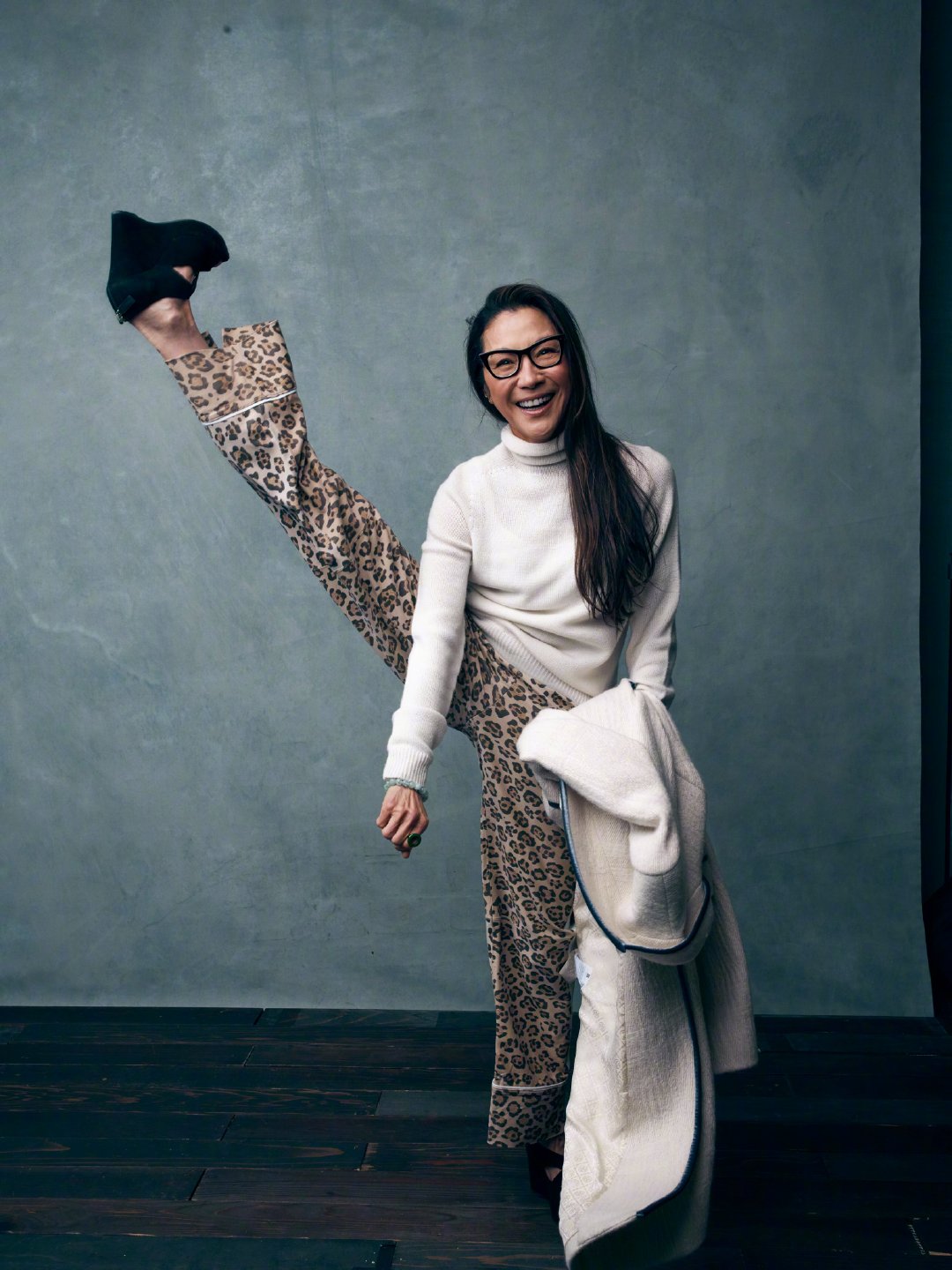 杨紫琼秀身手 ……|杨紫琼|电影节_新浪新闻