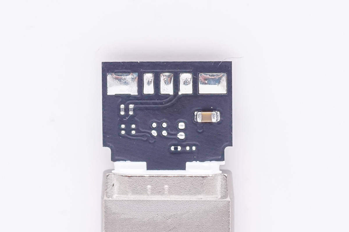 与C94连接器采用同一芯片，C189连接器芯片分析_充电头网_新浪博客