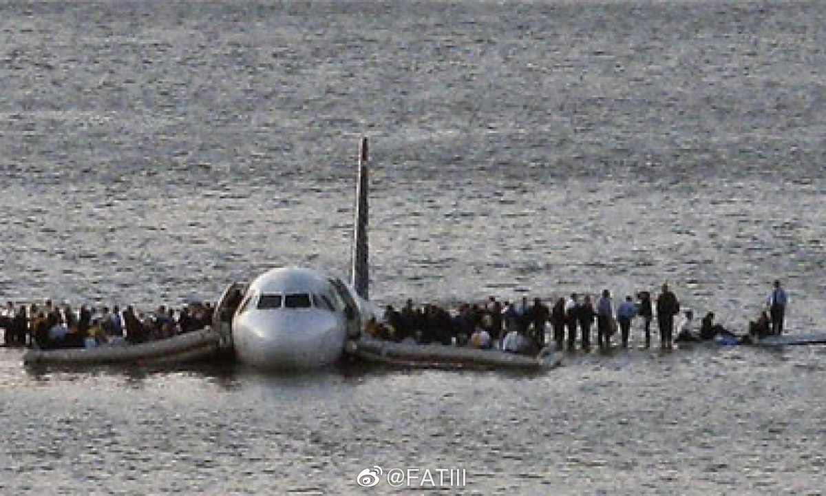 民航局：什么是备降？什么是迫降？|迫降|飞机