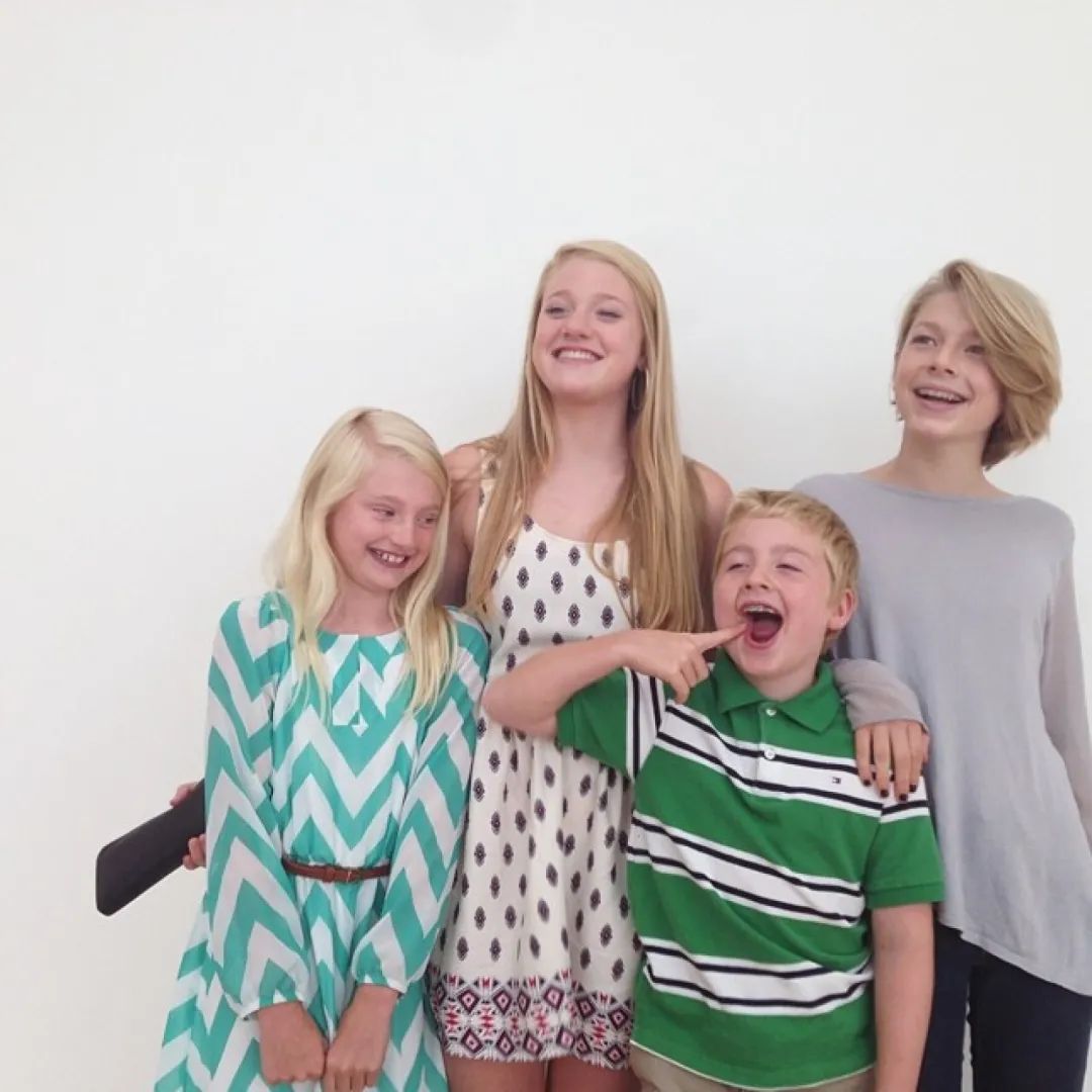 这位顶流《亢奋》女士是手拿“重生”大女主的剧本吗？__财经头条