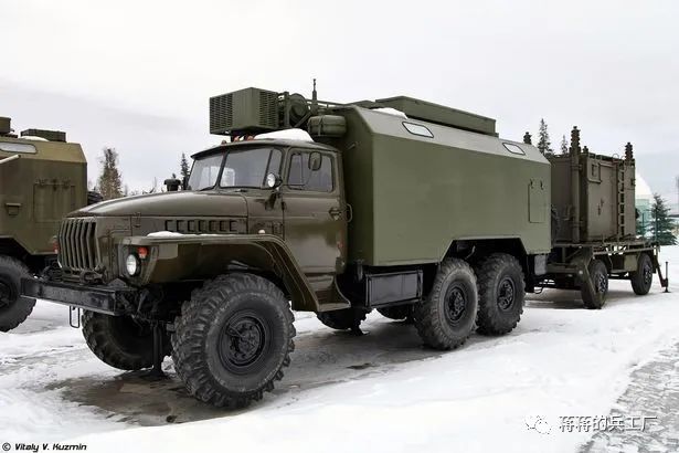 乌克兰首次缴获俄罗斯奇特装备，地位重要可能导致俄军机密外泄__财经头条