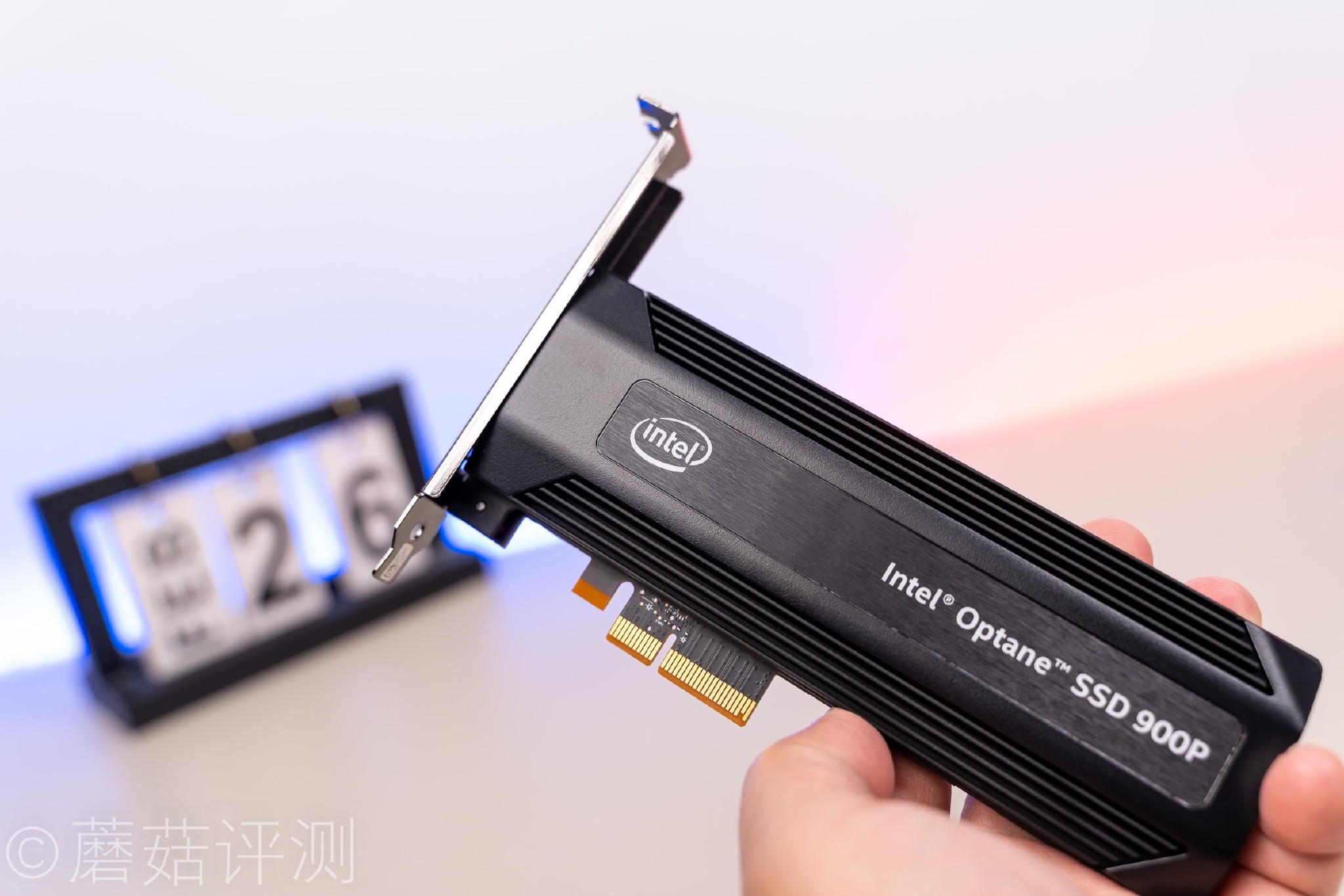 全方位的稳如老狗、英特尔傲腾900P系列280G PCIe固态硬盘 评测__财经头条