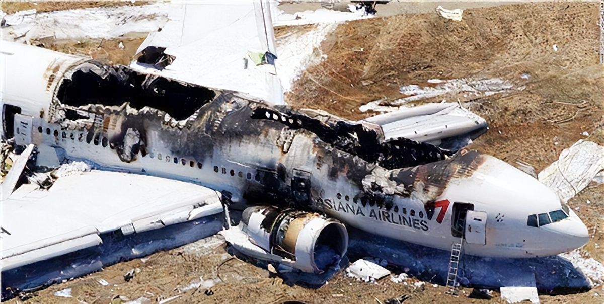 案例回顾：有史以来最可怕的10大空难，看完后吓得不敢坐飞机了|爆炸|飞机|空难_新浪新闻