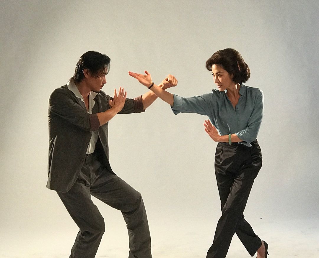 从选美冠军到功夫皇后,杨紫琼入行30多年太拼命,如今老得真实!|马来西亚|杨紫琼|选美冠军_新浪新闻