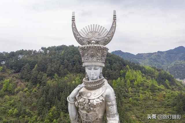 贵州小县耗资8600万，打造世界最高苗族女神像，比自由女神高40米