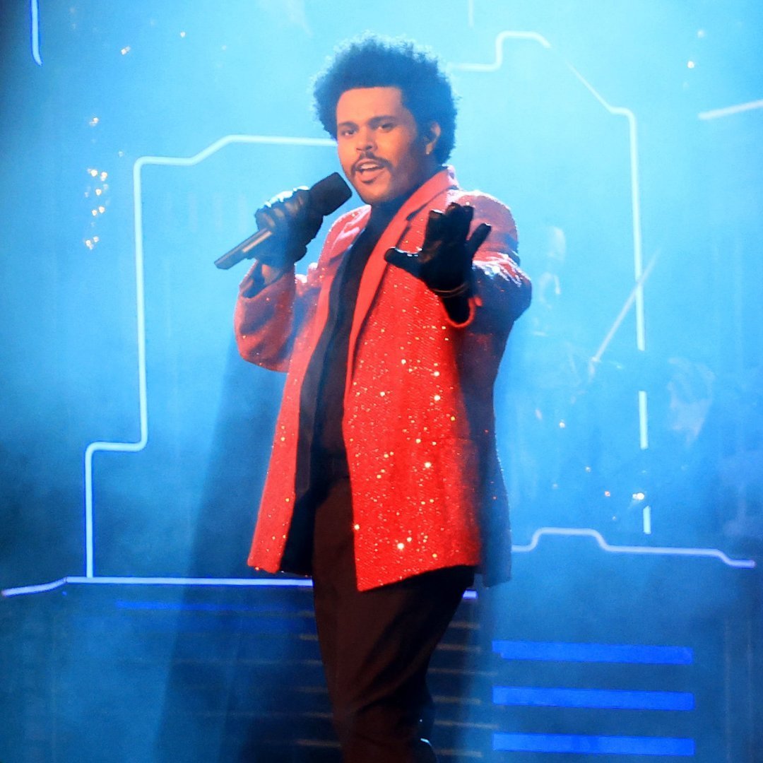 反复拉扯！The Weeknd威胁没有和侃爷一样的850万美元演出费……|侃爷|The Weeknd_新浪新闻