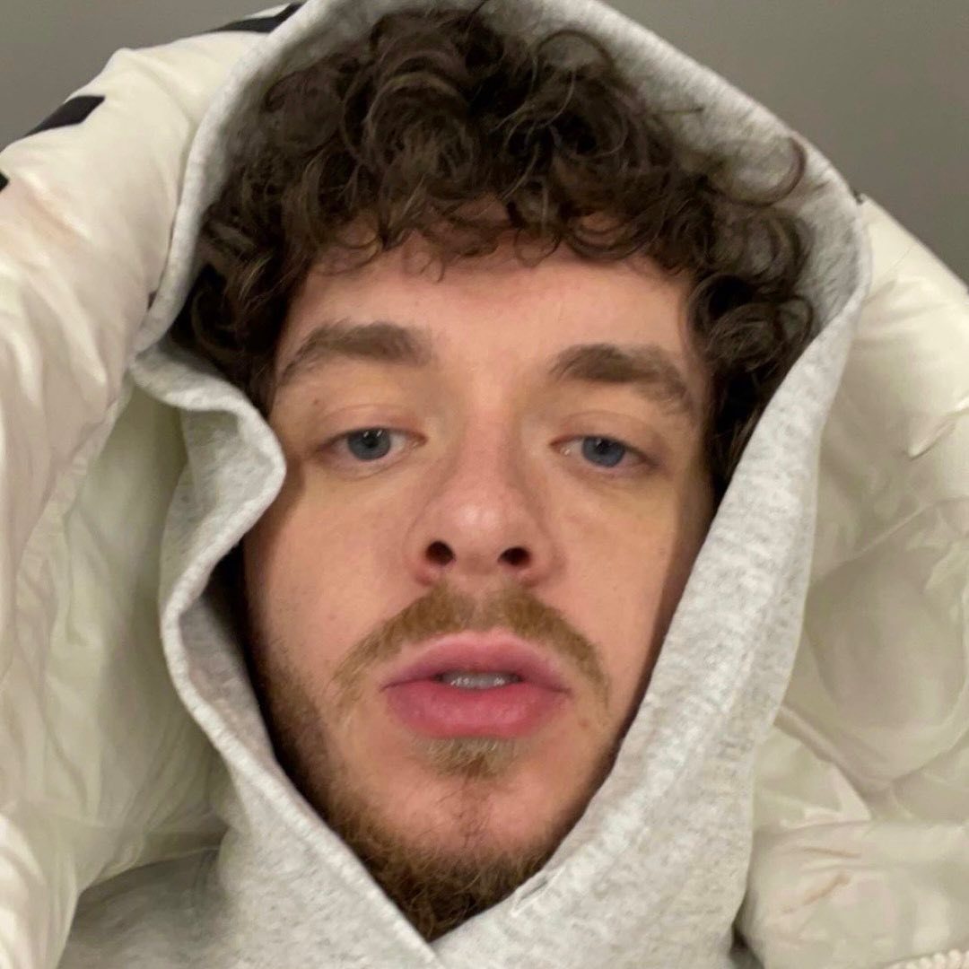 Jack Harlow 从没想过有一个人 这么喜欢这个角度自拍