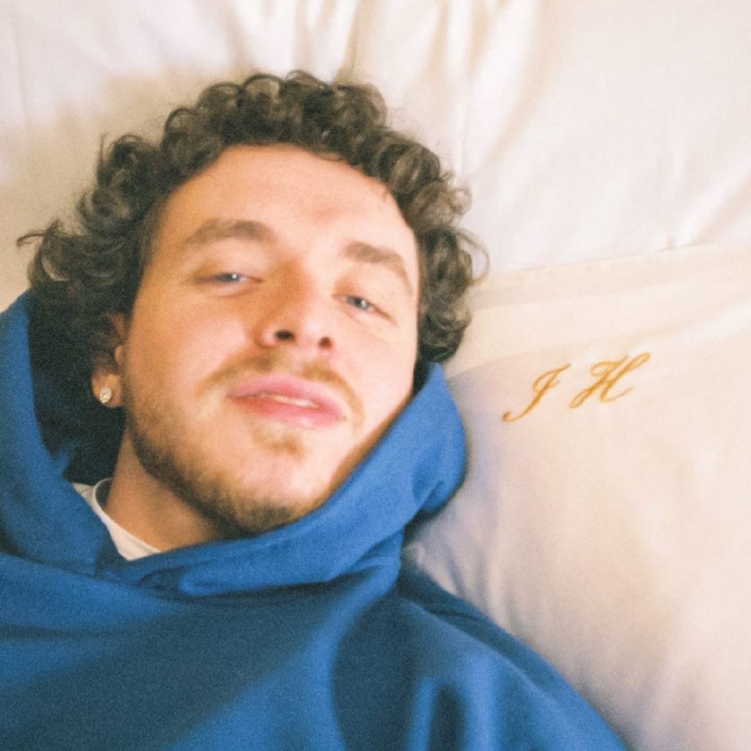 Jack Harlow 从没想过有一个人 这么喜欢这个角度自拍