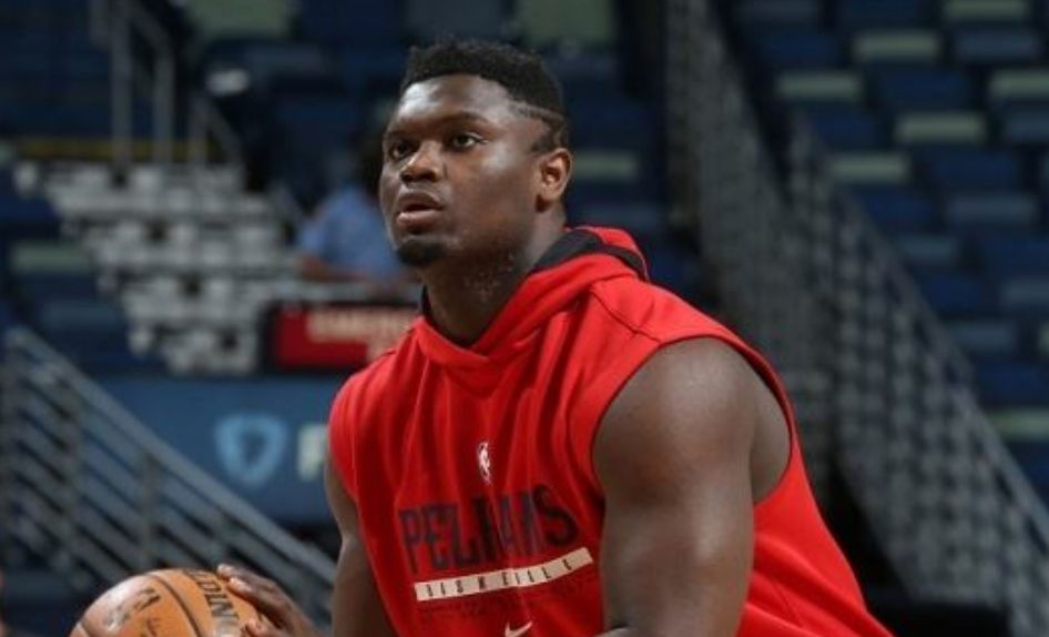 热闹过后，锡安冲上热搜！他还能披上鹈鹕球衣征战NBA吗？