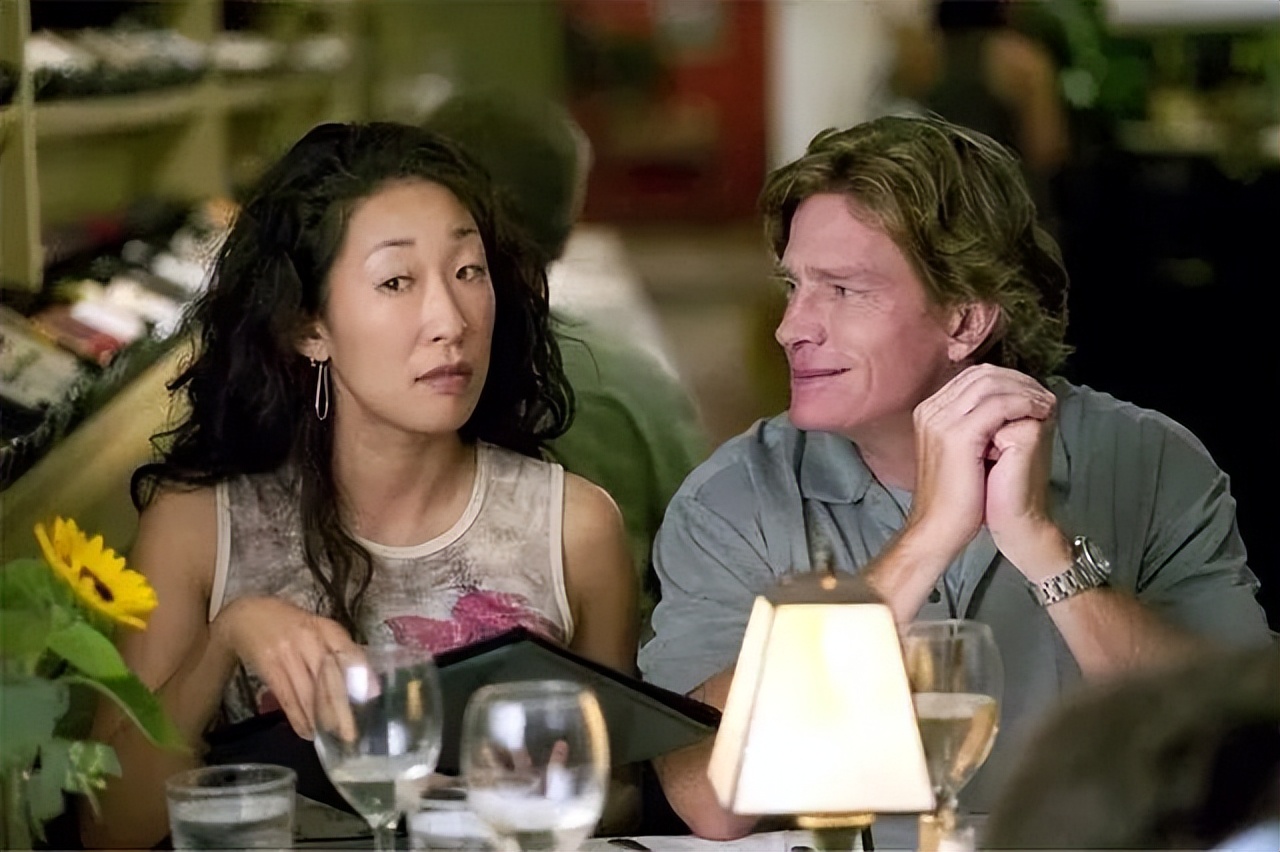 她的星光从好莱坞一路闪耀到每个观众的眼睛里|吴珊卓|好莱坞|亚裔_新浪新闻